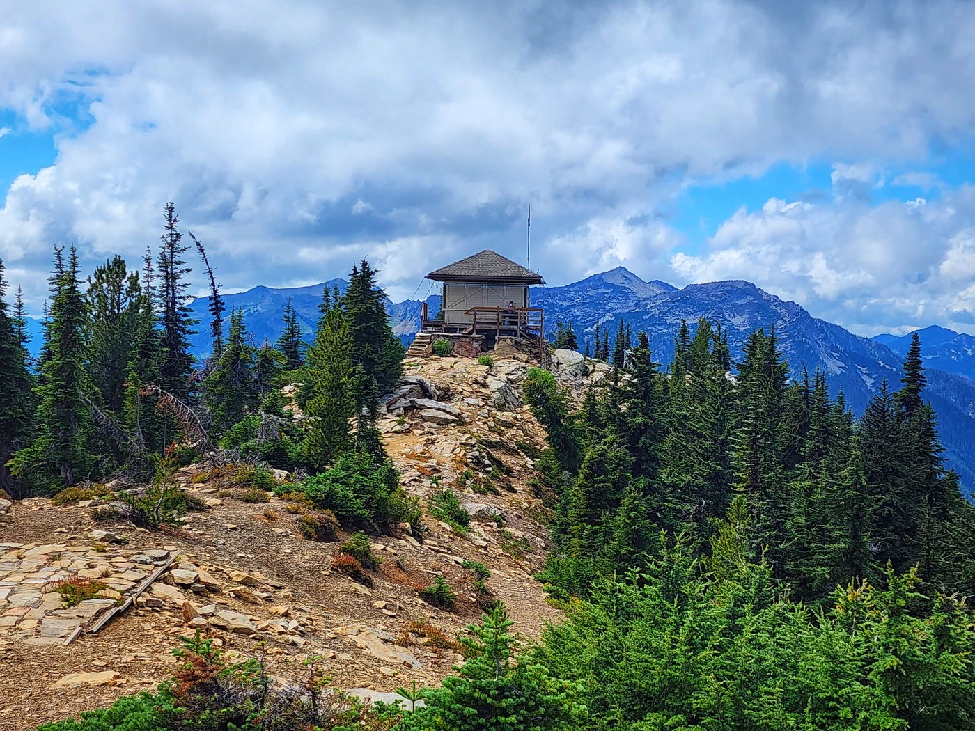 Day Hike - Alpine Lookout/Round Mountain — The Mountaineers