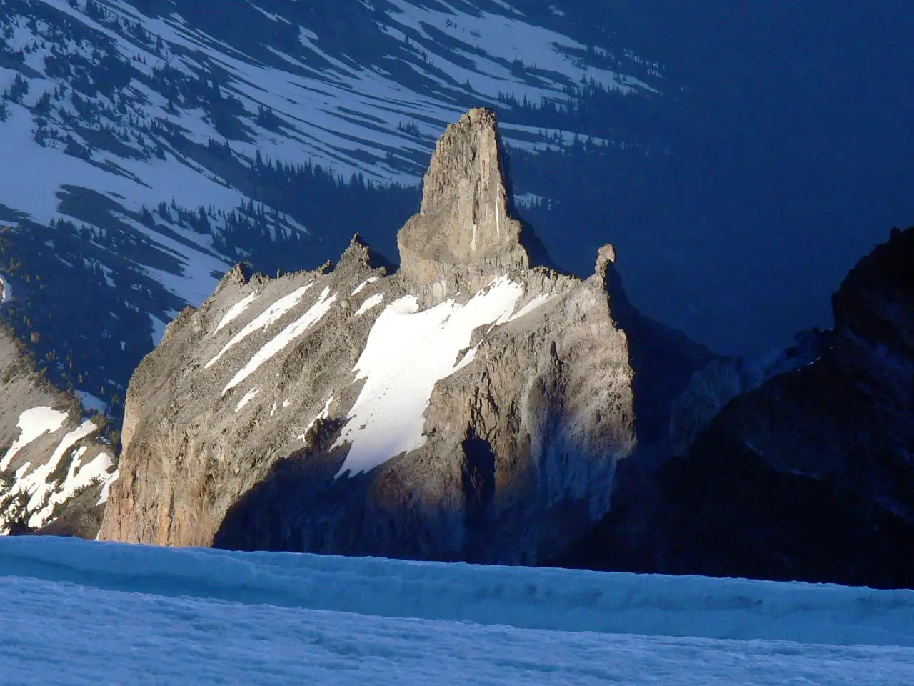 Intermediate Alpine Climb - K Spire/East Face — The Mountaineers