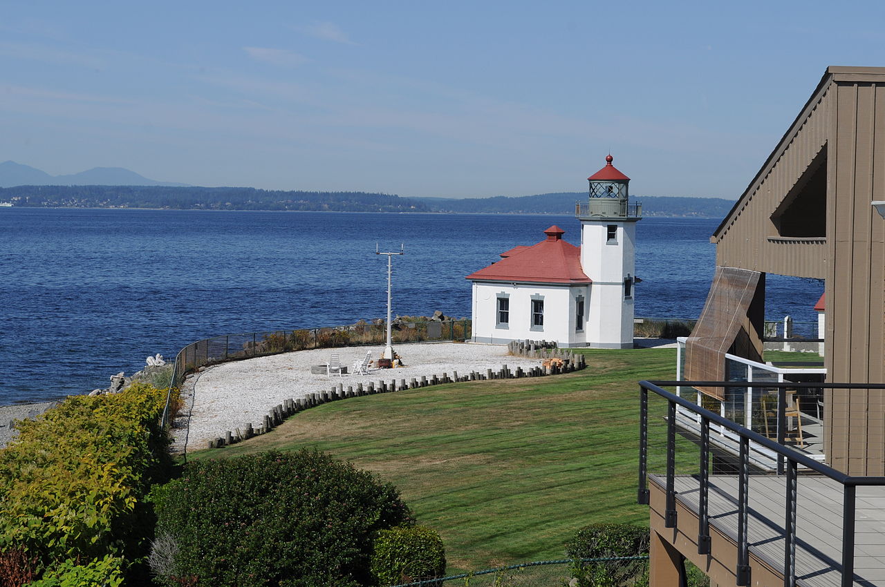 Urban Adventure - Alki Lighthouse — The Mountaineers