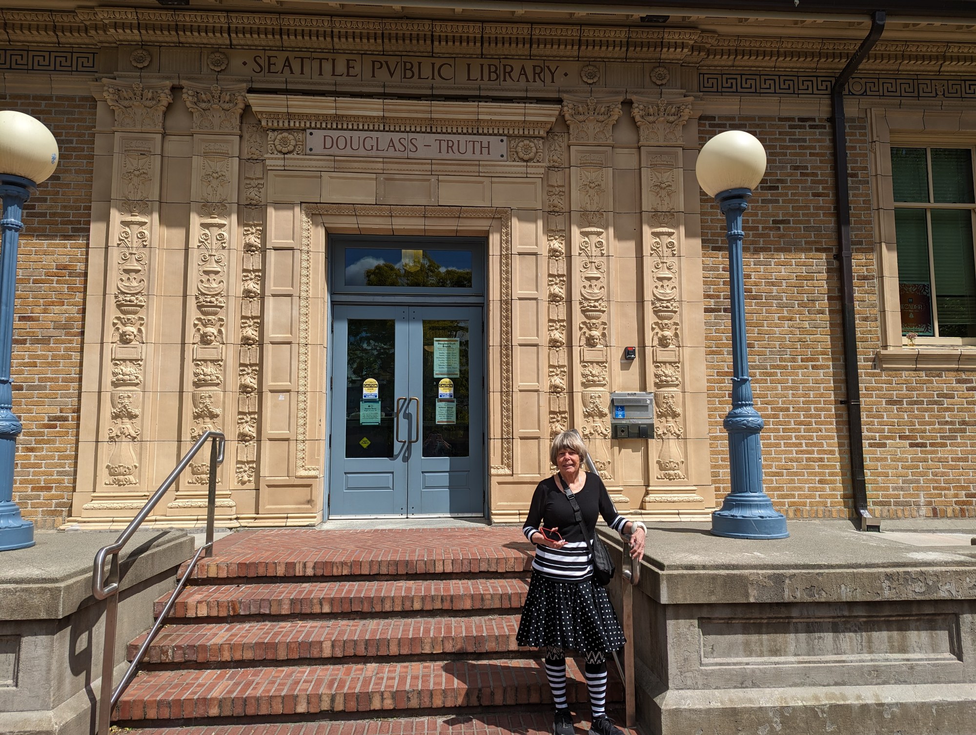 Urban Walk - Seattle's Lively Libraries — The Mountaineers