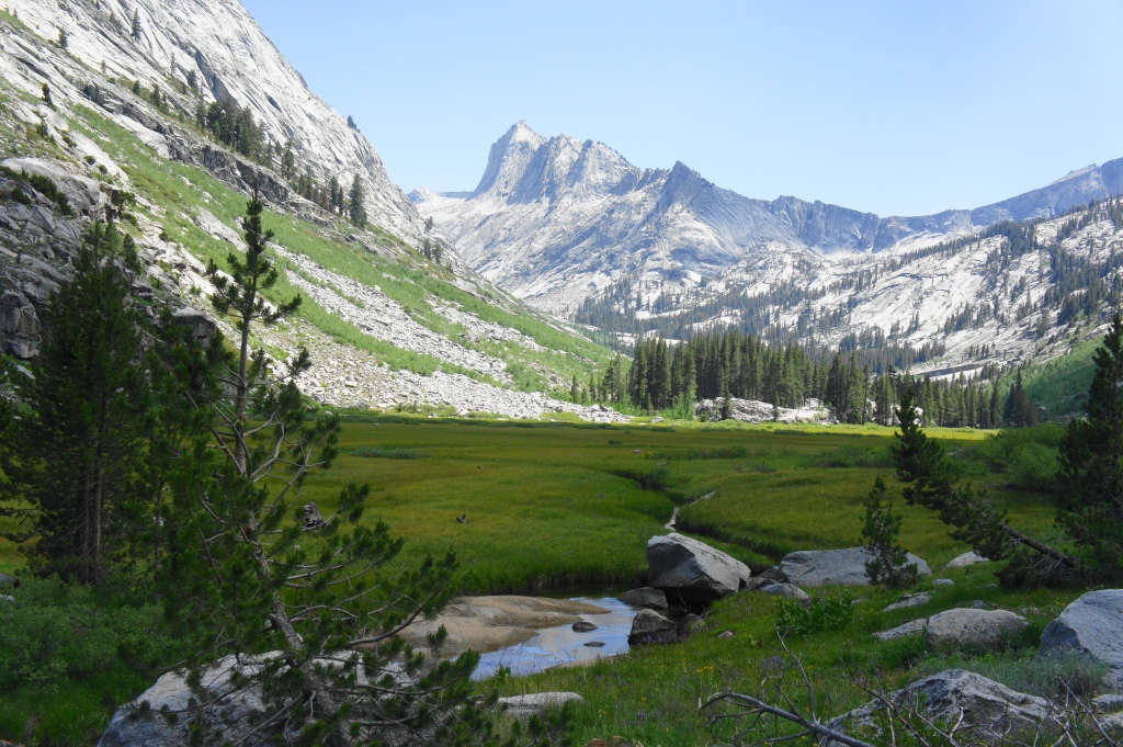 Deadman Canyon—Kaweah Gap—Black Rock Pass Loop — The Mountaineers