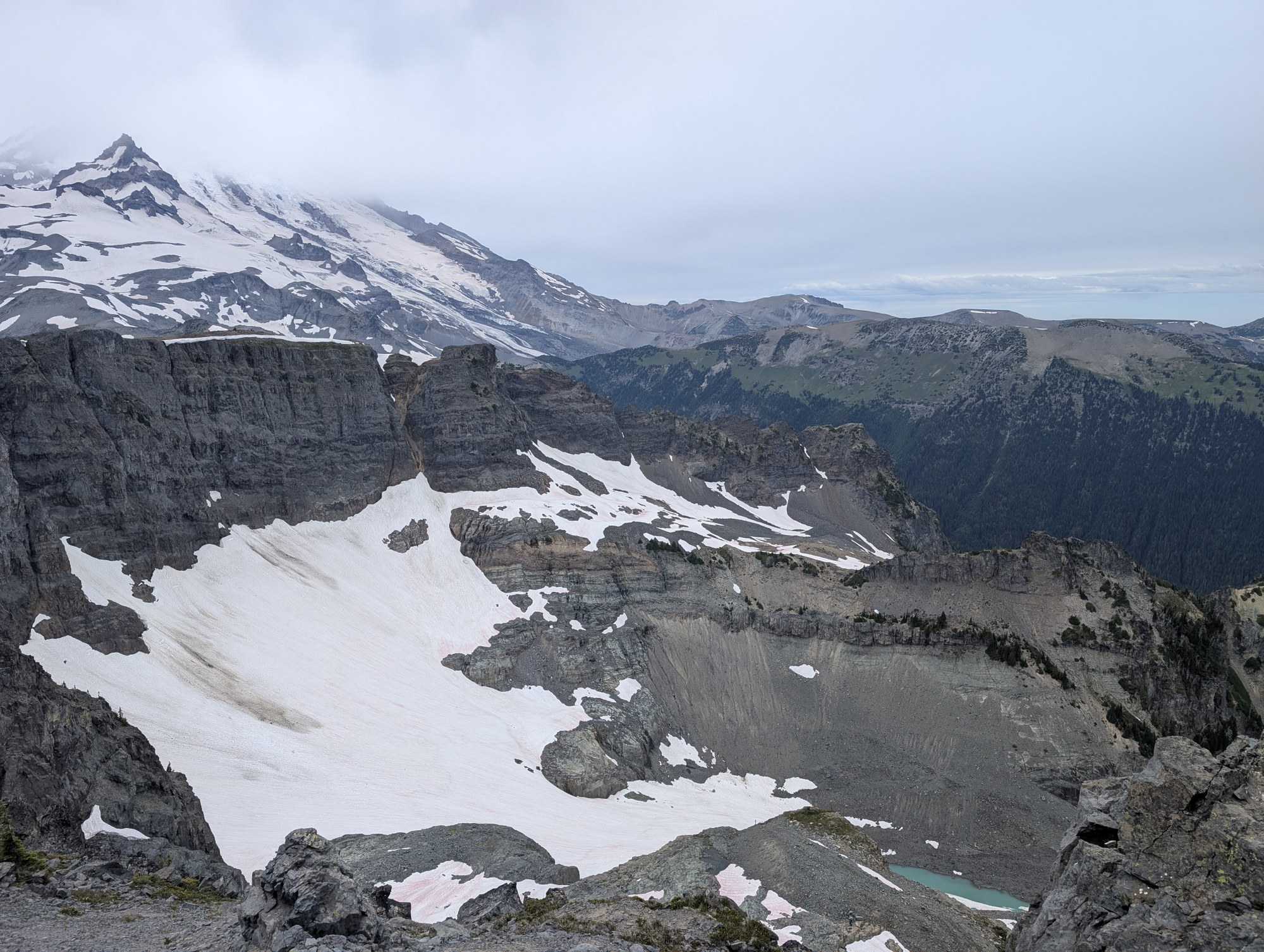 Cowlitz Chimneys Central and Banshee via Sarvant Glacier — The Mountaineers