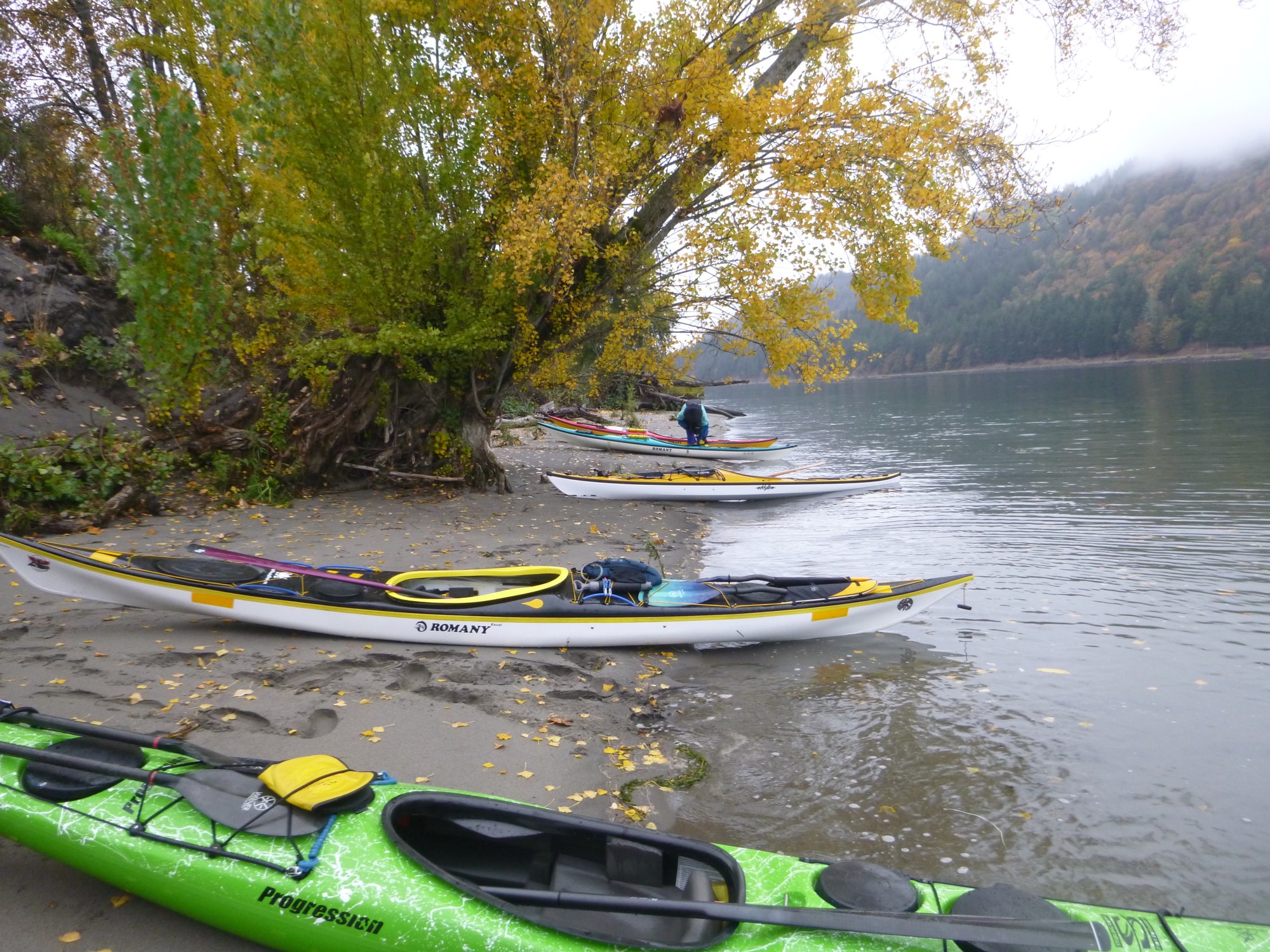 Sea Kayak - Circumnavigate Puget Island — The Mountaineers