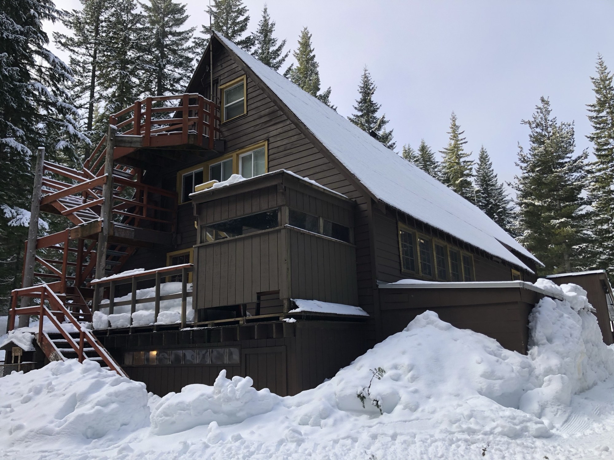 Snow Trek and Lunch 2022 - Meany Lodge — The Mountaineers